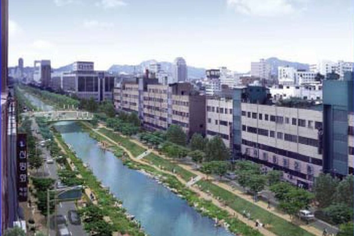Cheonggyecheon Stream Restoration Project | Landscape Performance Series Cheonggyecheon Stream Restoration Project | Landscape Performance Series