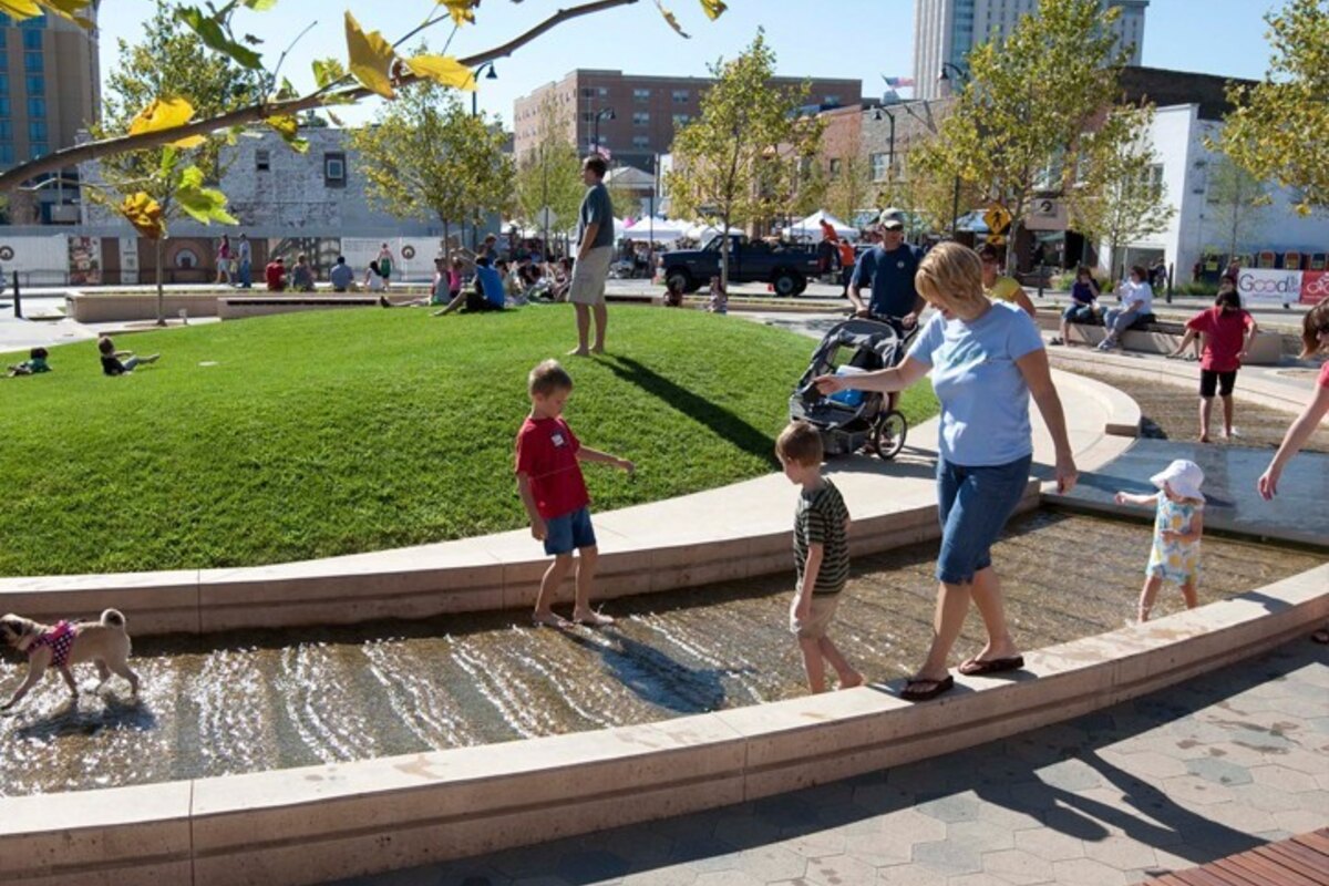 Uptown Normal Circle and Streetscape | Landscape Performance Series